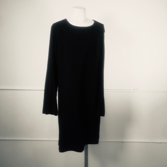 Forest Lily | Dresses | Forest Lily Split Long Sleeve Crepe Dress ...